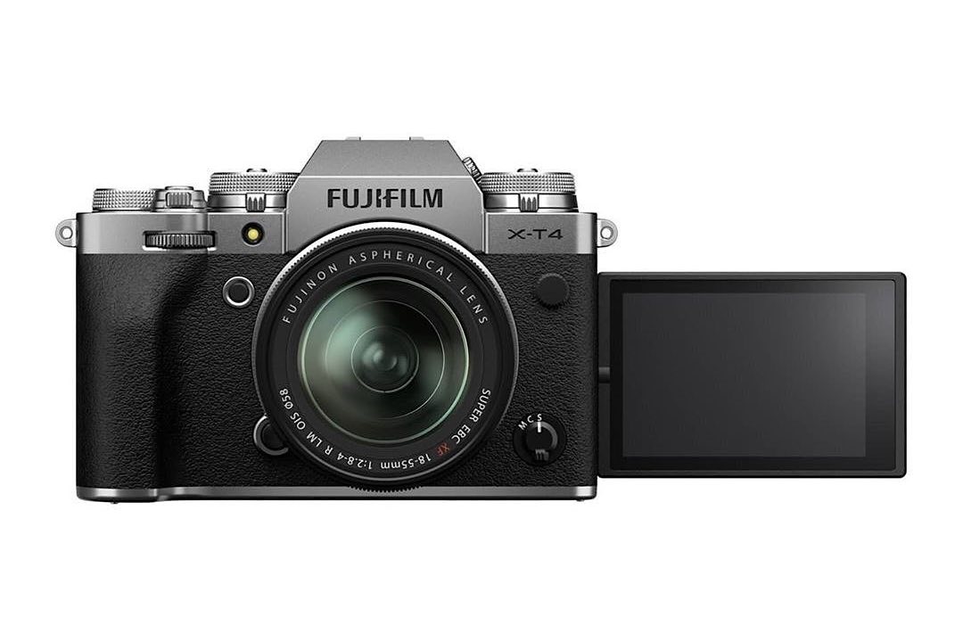 FUJIFILM officially announces the X-T4: How does it compare to the X-T3?